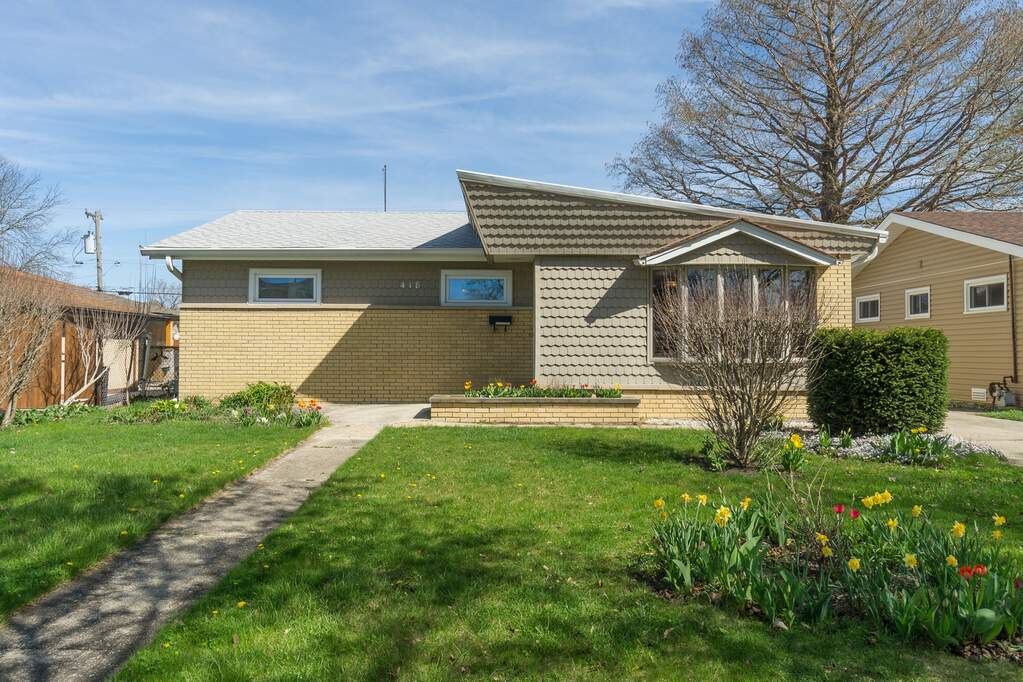 418 W Ronald Drive, Addison, IL 60101 | MLS# 12030302 | @properties ...