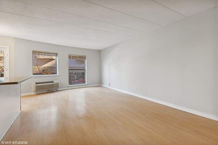 711 W Gordon Terrace #105, Chicago, IL 60613 | MLS# 12031299 ...