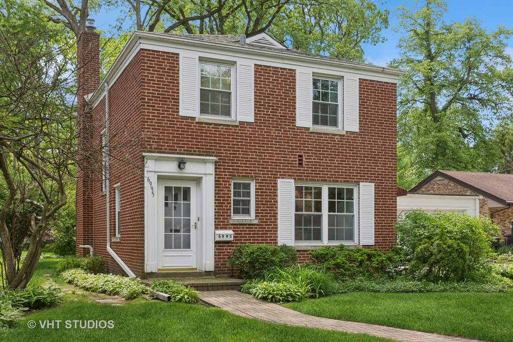 6995 N Tonty Avenue, Chicago, IL 60646 | MLS# 12032661 | @properties ...