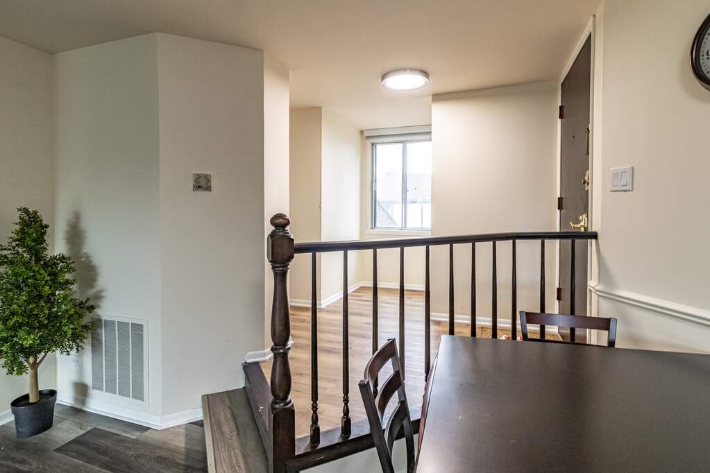 845 Sheldon Court #B, Wheaton, IL 60187 | MLS# 12032904 | @properties ...