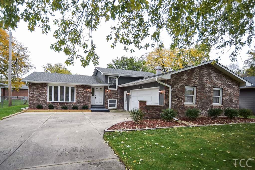 605 N Randall Road, Aurora, IL 60506 | MLS# 12033805 | @properties ...