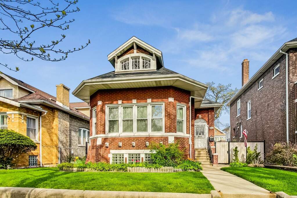 8153 S Rhodes Avenue, Chicago, IL 60619 | MLS# 12037734 | @properties ...