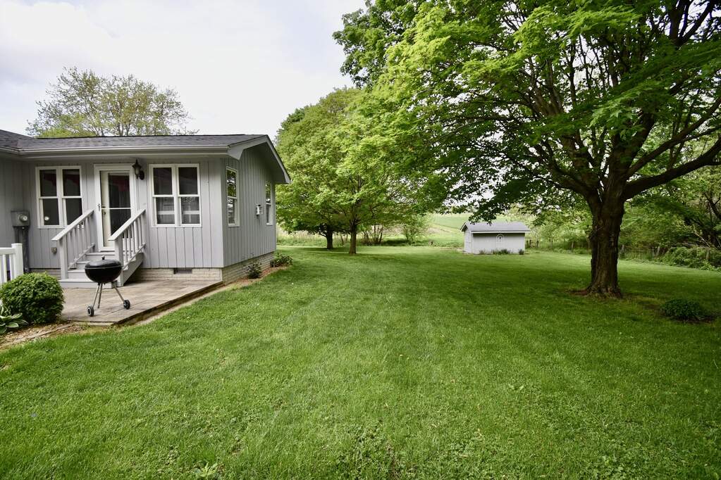 15057 Craig Road, Bloomington, IL 61705 | MLS# 12045461 | @properties ...