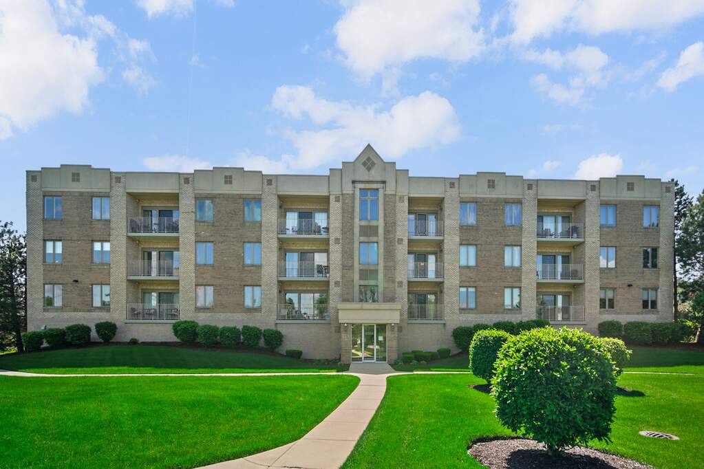 15705 Ravinia Avenue #206, Orland Park, IL 60462 | MLS# 12054104 ...