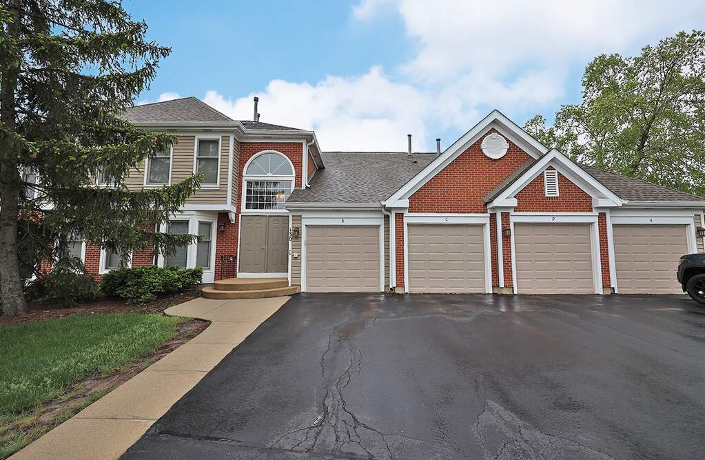 130 Red Fox Lane #A, Elk Grove Village, IL 60007 | MLS# 12056137 ...