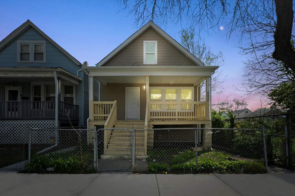 6141 S Throop Street, Chicago, IL 60636 | MLS# 12060702 | @properties ...