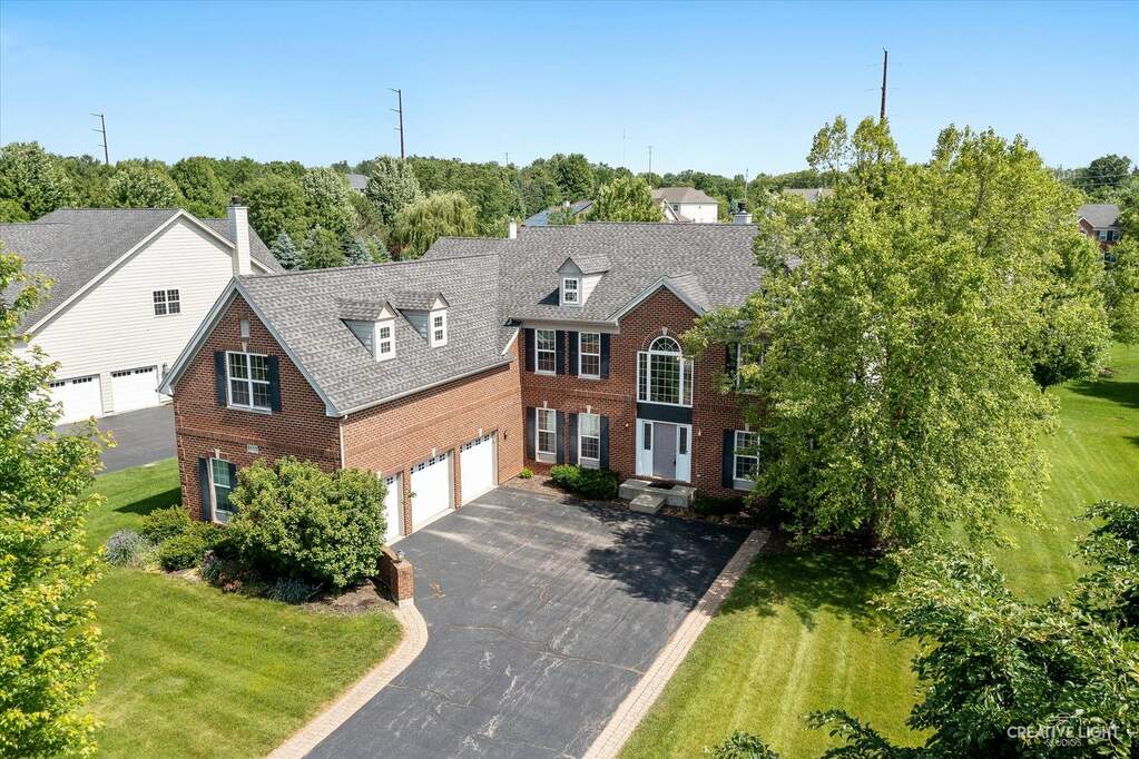 3502 Tournament Drive, Elgin, IL 60124 | MLS# 12060845 | @properties ...