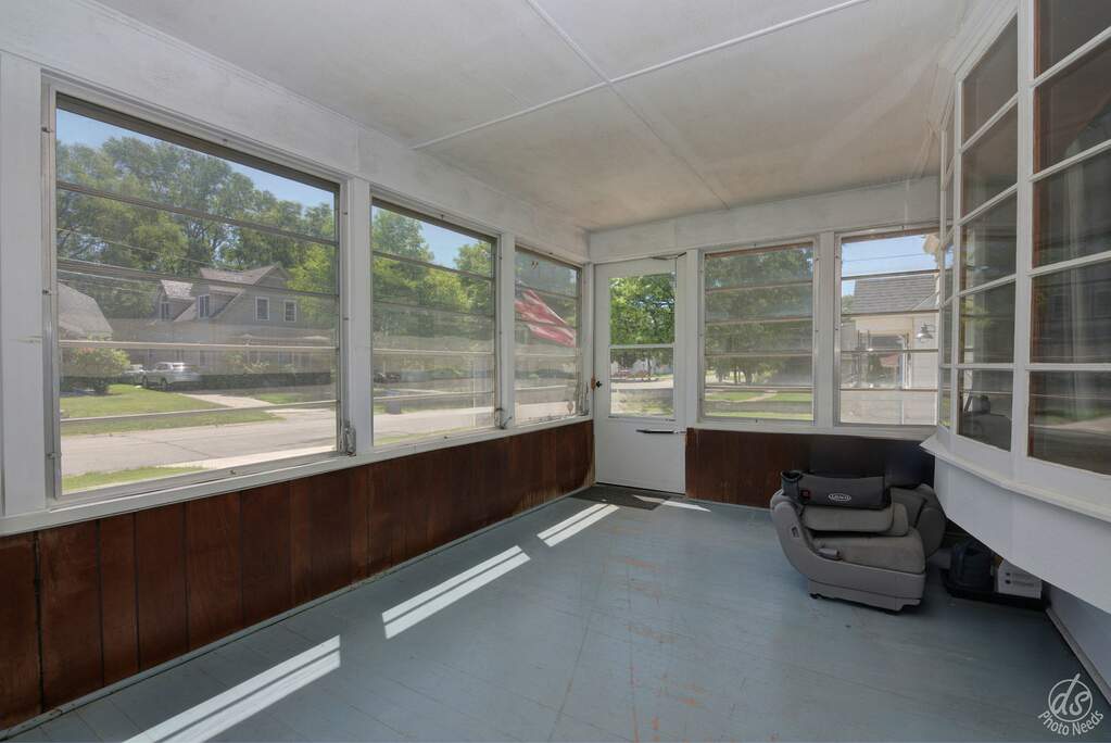 929 N 12th Street, Dekalb, IL 60115 | MLS# 12067189 | @properties ...