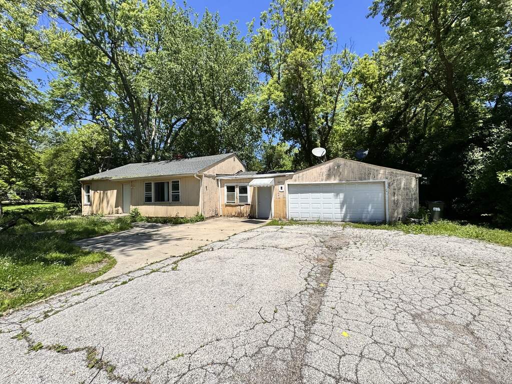 1025 N Rand Road, Arlington Heights, IL 60004 | MLS# 12069740 ...