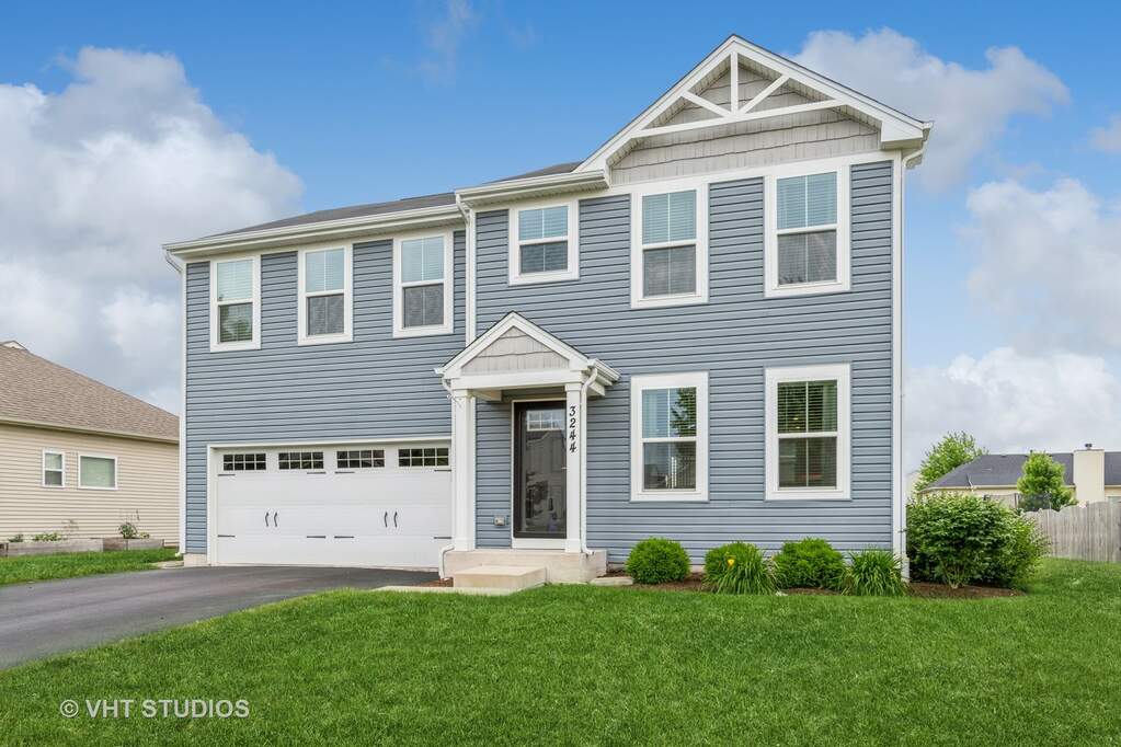 3244 Pinewood Drive, Yorkville, IL 60560 | MLS# 12069939 | @properties ...