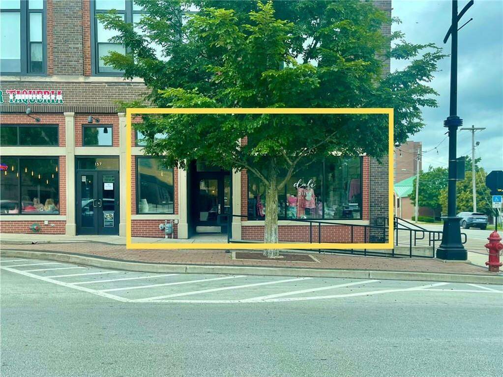 159 W Main Street, Decatur, IL 62523 | MLS# 12074563 | @properties ...