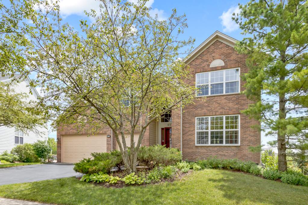 617 Erin Drive, Elgin, IL 60124 | MLS# 12076007 | @properties Chicagoland