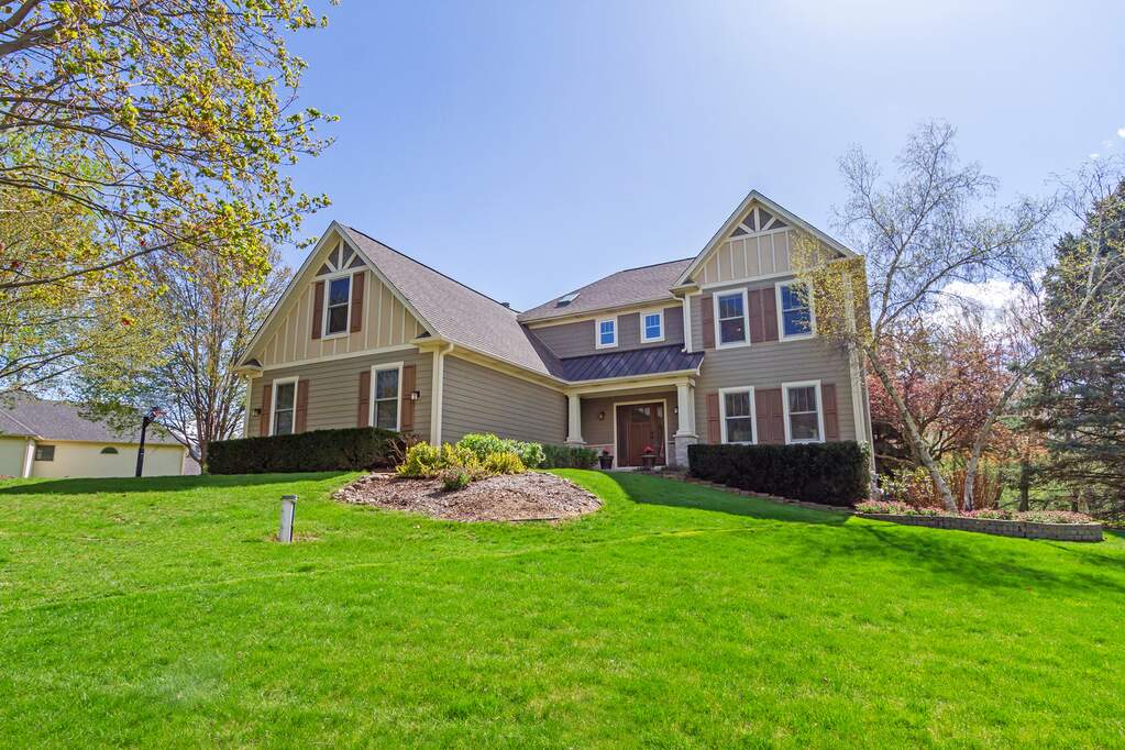 14N566 Timber Ridge Drive, Elgin, IL 60124 | MLS# 12076900 ...