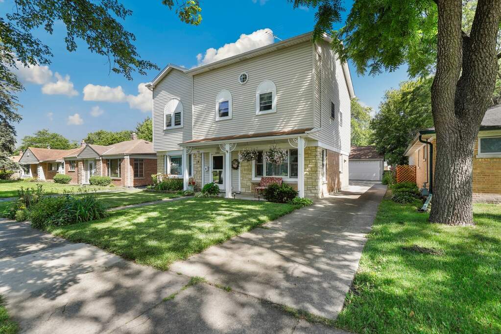2060 Hawthorne Road, Homewood, IL 60430 | MLS# 12077371 | @properties ...