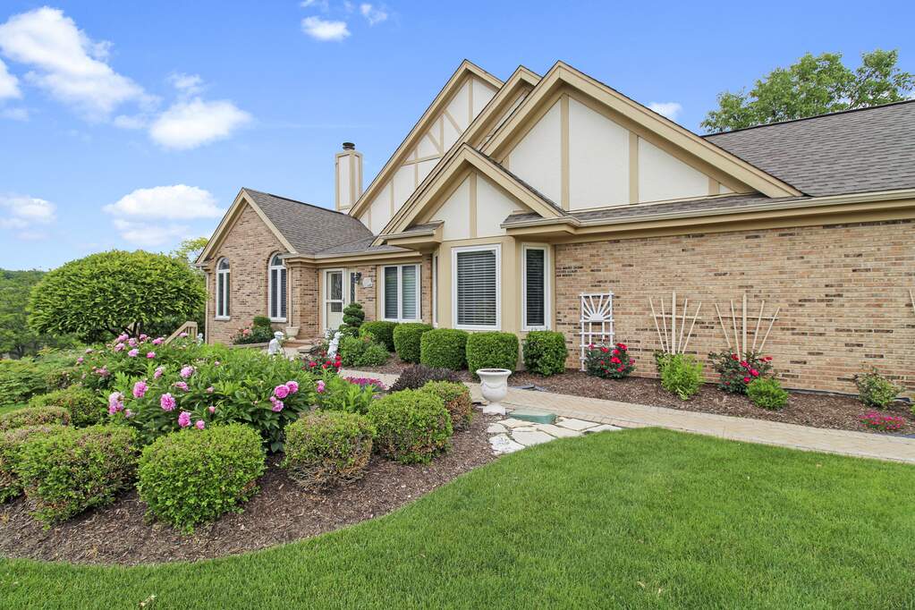 14358 Lake Ridge Road, Orland Park, IL 60462 | MLS# 12138923 ...