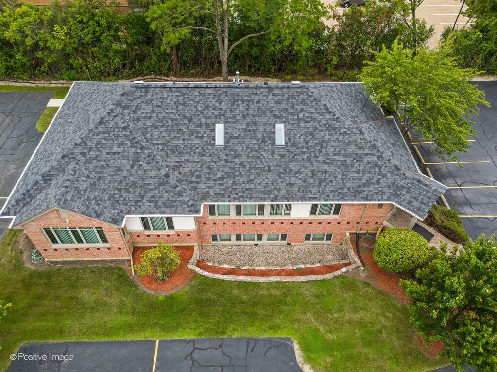 240 Saunders Road, Riverwoods, IL 60015 | MLS# 12139409 | @properties ...