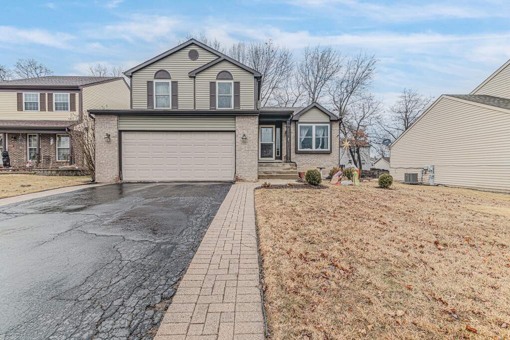 2708 Peppertree Lane, Waukegan, IL 60085 | MLS# 12283401 | @properties ...