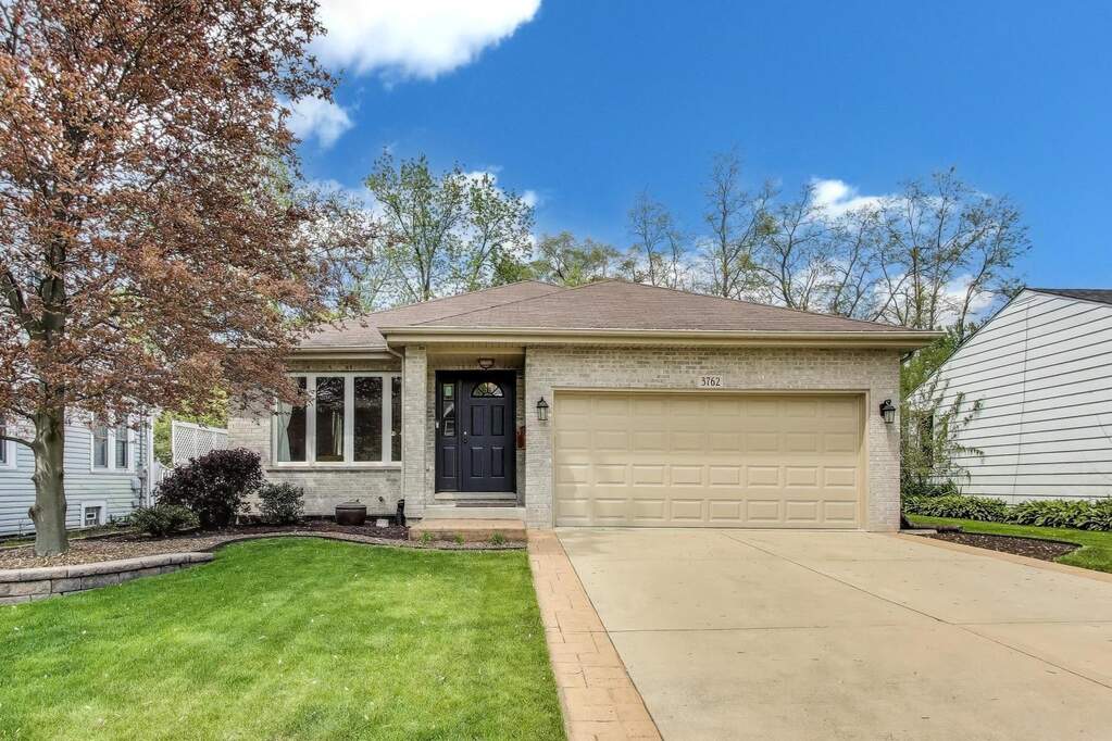 3762 215th Street, Matteson, IL 60443 | MLS# 12367064 | @properties ...