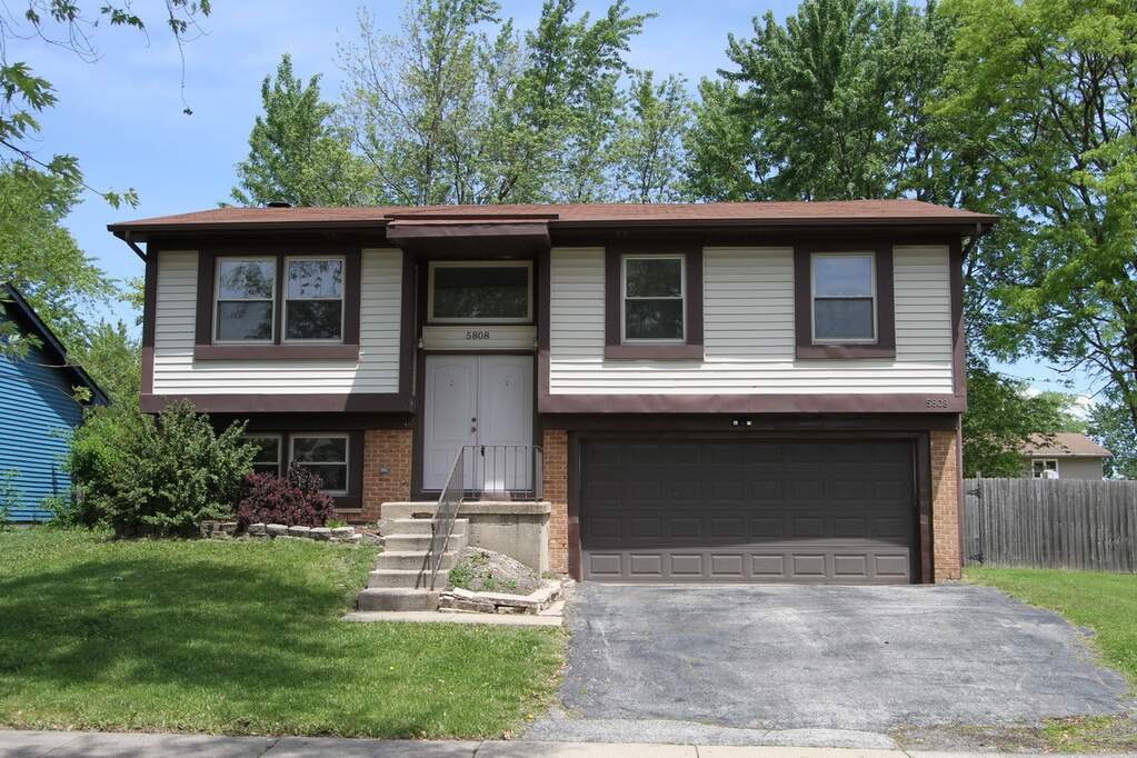 5808 Allemong Drive, Matteson, IL 60443 | MLS# 12386534 | @properties ...