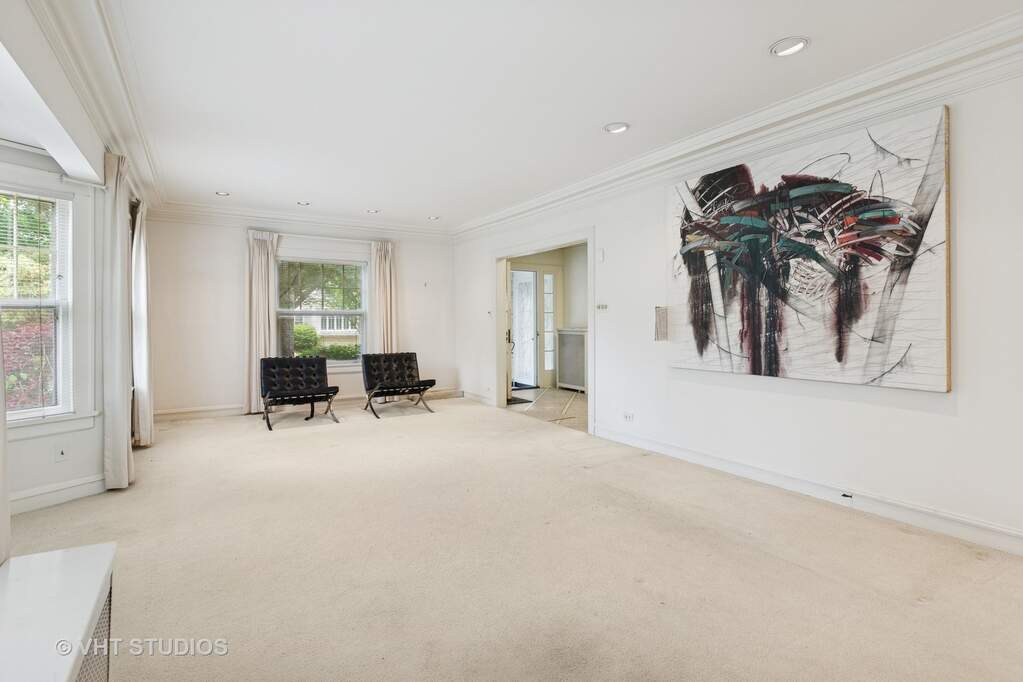822 Clinton Place, Evanston, IL 60201 | MLS# 12394134 | @properties ...