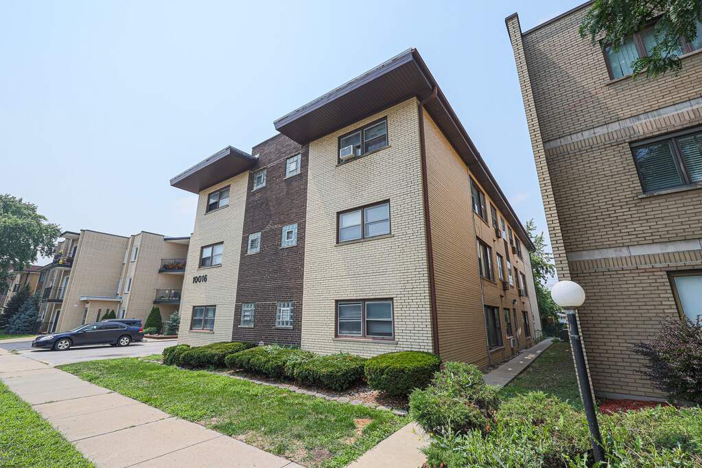 10016 S Pulaski Road #3, Oak Lawn, IL 60453 | MLS# 12436081 ...