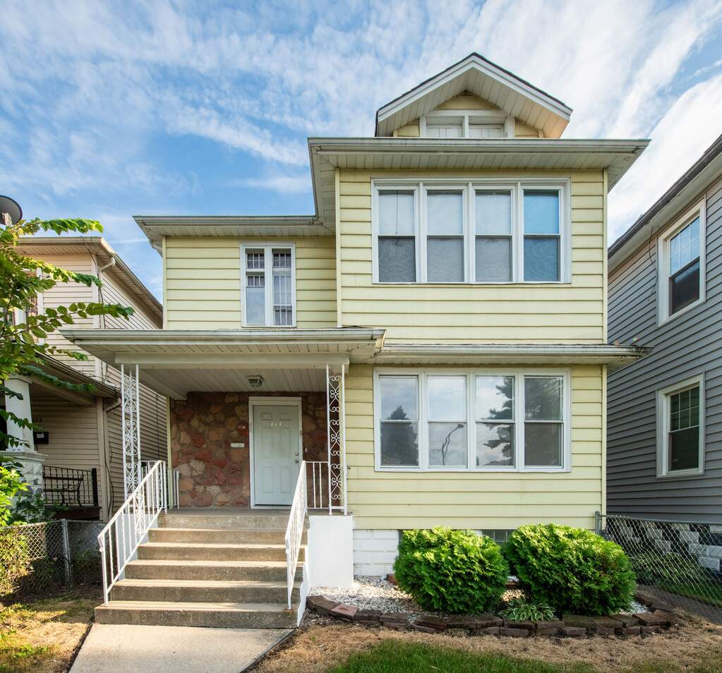 727 W 117th Street, Chicago, IL 60628 | MLS# 12469025 | @properties ...
