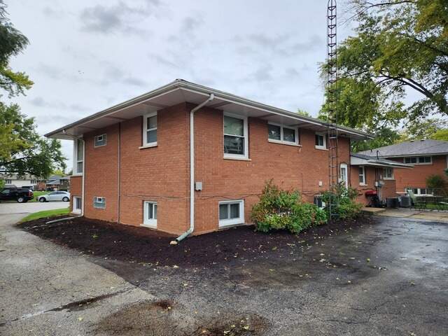 1751 Greene Court, Aurora, IL 60506 | MLS# 12517949 | @properties ...