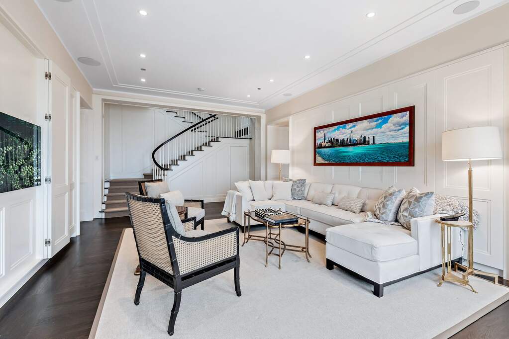 159 E Walton Place #PH, Chicago, IL 60611 | MLS# 12541400 | @properties ...