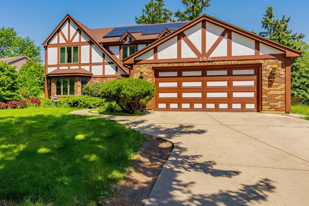 150 Shady Lane, Bartlett, IL 60103 | MLS# 12638922 | @properties ...