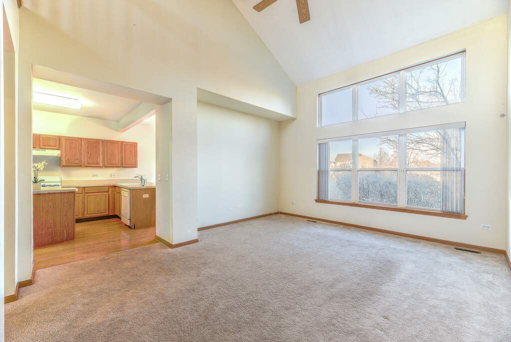 1623 S Candlestick Way #1623, Waukegan, IL 60085 | MLS# 12683636 ...