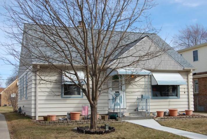 3750 S 23rd St, Milwaukee, WI 53221 | MLS# 1130199 | @properties SE ...