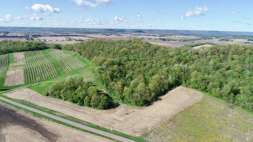 0 Grover Ln, Galesville, WI 54630 | MLS# 1739472 | @properties La Crosse