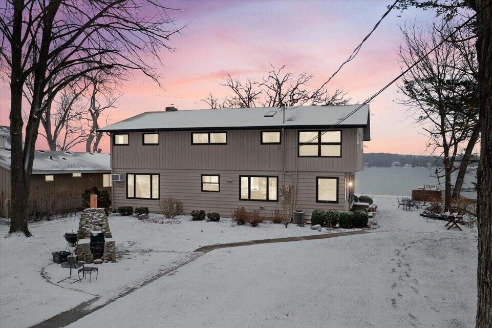 2322 Haerle Ave, Twin Lakes, WI 53181 | MLS# 1821363 | @properties SE ...