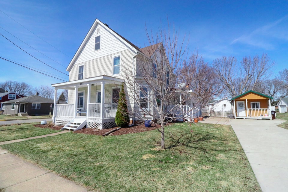 602 E Garland St, West Salem, WI 54669 | MLS# 1828843 | @properties La ...