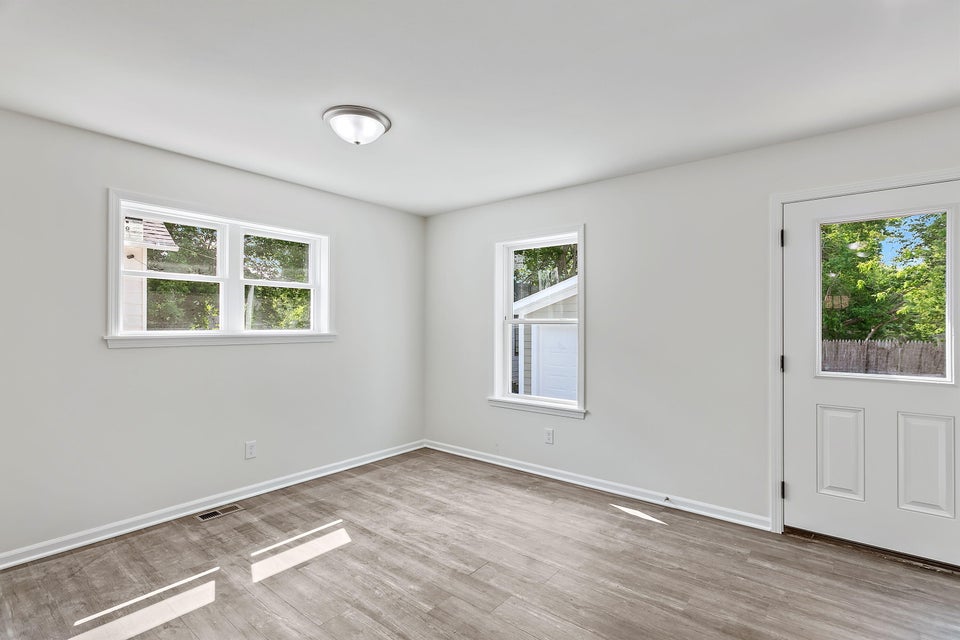 1317 Albert St, Racine, WI 53404 | MLS# 1838038 | @properties SE Wisconsin