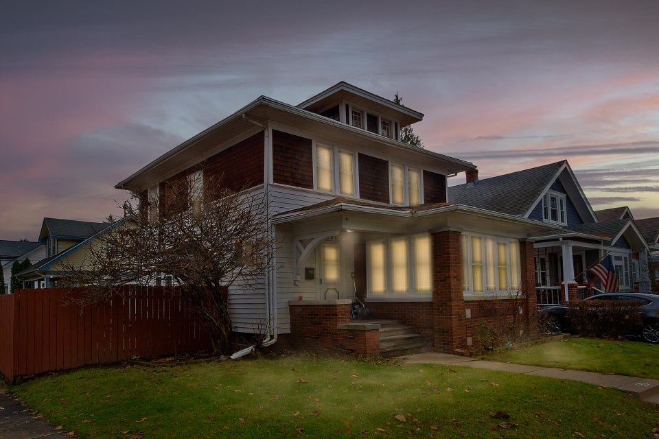 1301 Arthur Ave, Racine, WI 53405 | MLS# 1859151 | @properties SE Wisconsin