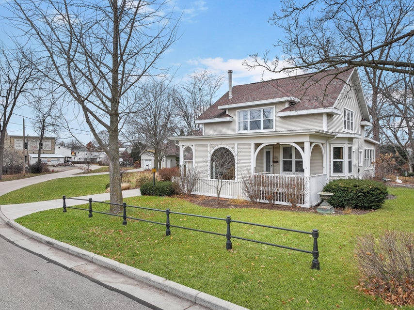 290 Mill St, Waterloo, WI 53594 | MLS# 1859775 | @properties SE Wisconsin