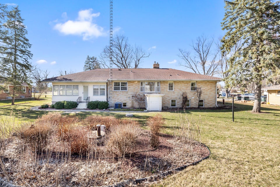 N3596 County Road K, Jefferson, WI 53549 | MLS# 1867518 | @properties ...