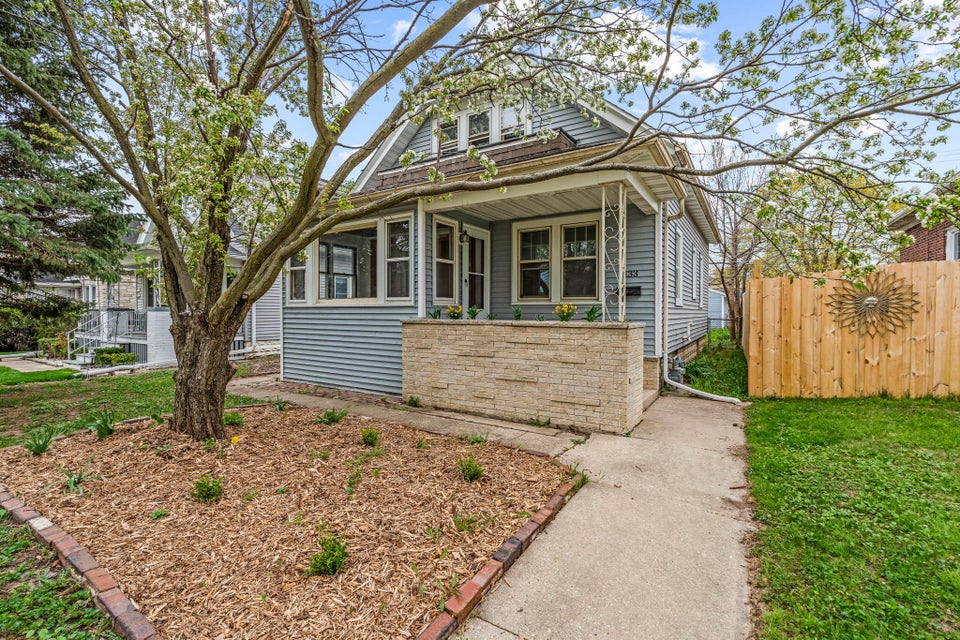 1133 S 85th St, West Allis, WI 53214 | MLS# 1872664 | @properties SE ...