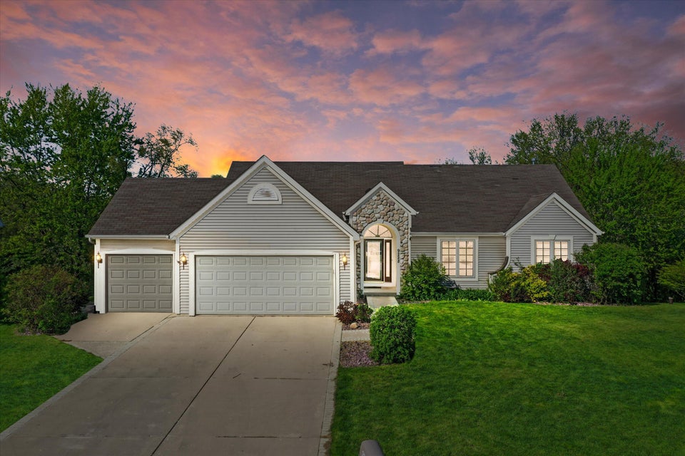 9228 Millstone Dr, Mount Pleasant, WI 53406 | MLS# 1874010 ...