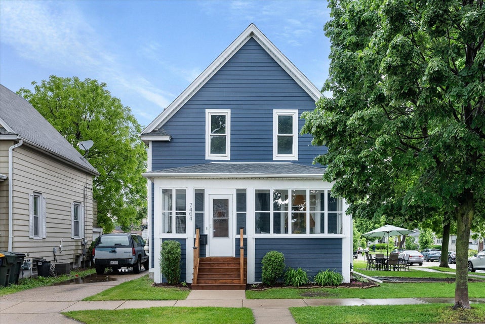 7404 W Madison St, West Allis, WI 53214 | MLS# 1877261 | @properties SE ...
