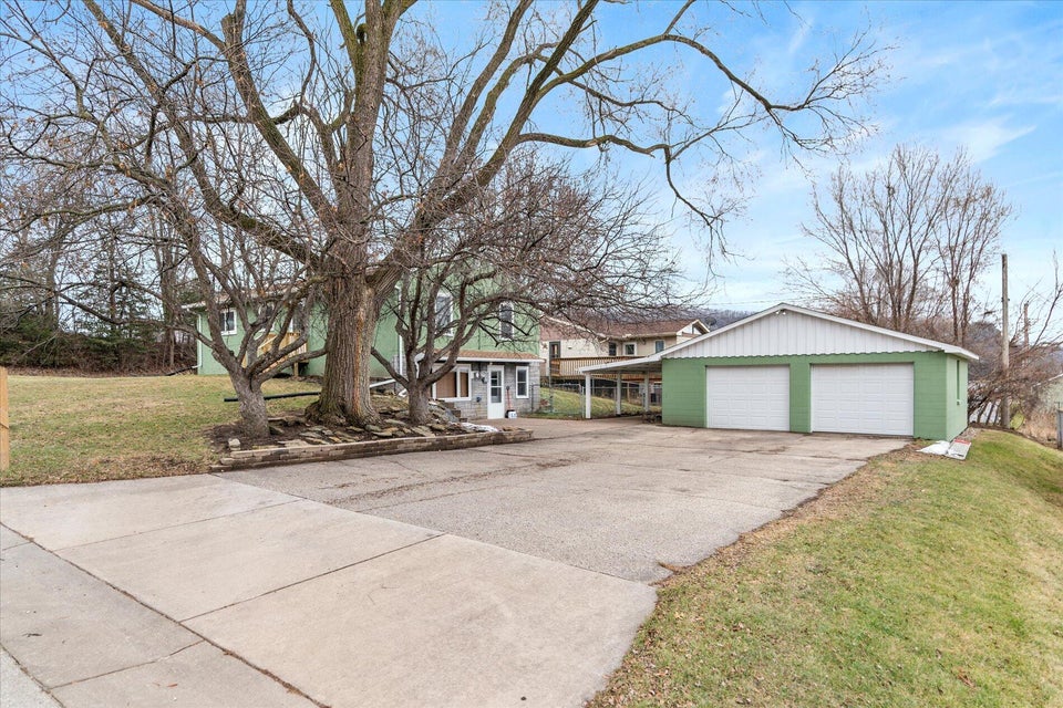 4118 Old Town Hall Rd, La Crosse, WI 54601 | MLS# 1902953 | @properties ...