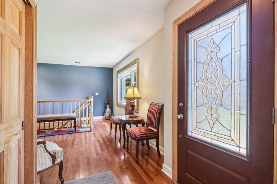 605 Amy Belle Rd, Colgate, WI 53017 | MLS# 1925614 | @properties SE ...