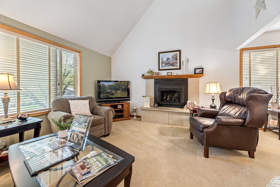 368 Dresser Dr, Winona, MN 55987 | MLS# 1936206 | @properties