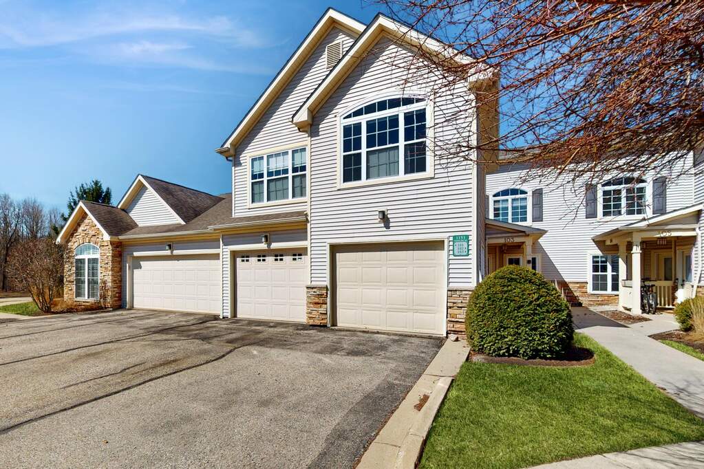 1151 Townline Rd #102, Lake Geneva, WI 53147 | MLS# 1947310 ...