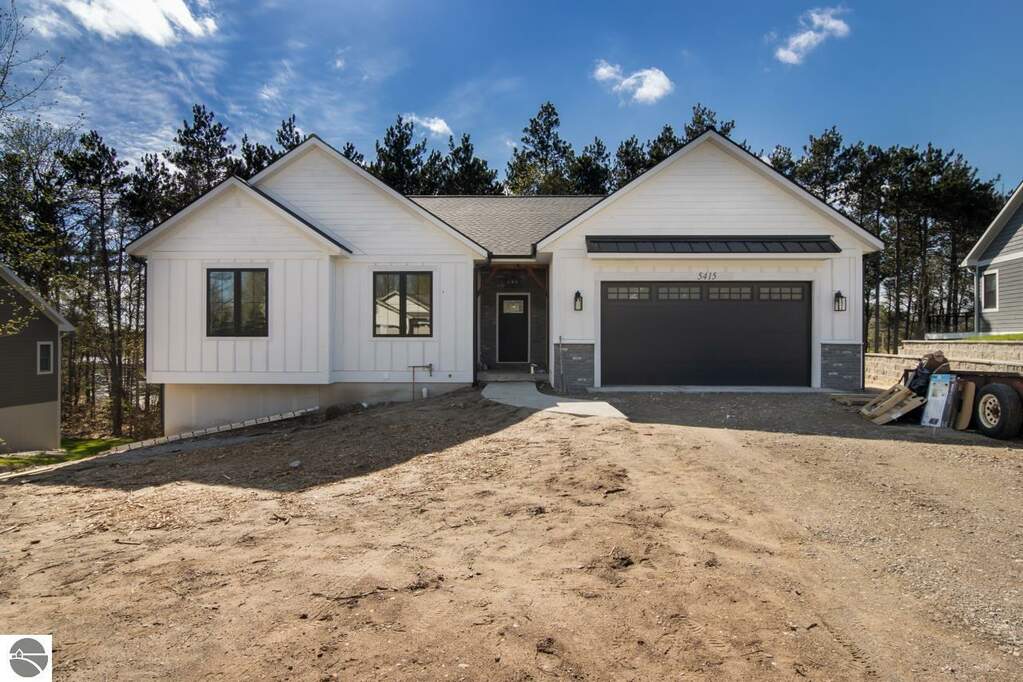 5415 Lone Beech Drive, Traverse City, MI 49685 | MLS# 1921924 ...