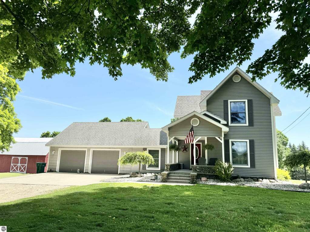 4345 S Brinton Road, Remus, MI 49340 | MLS# 1922957 | @properties REMI ...