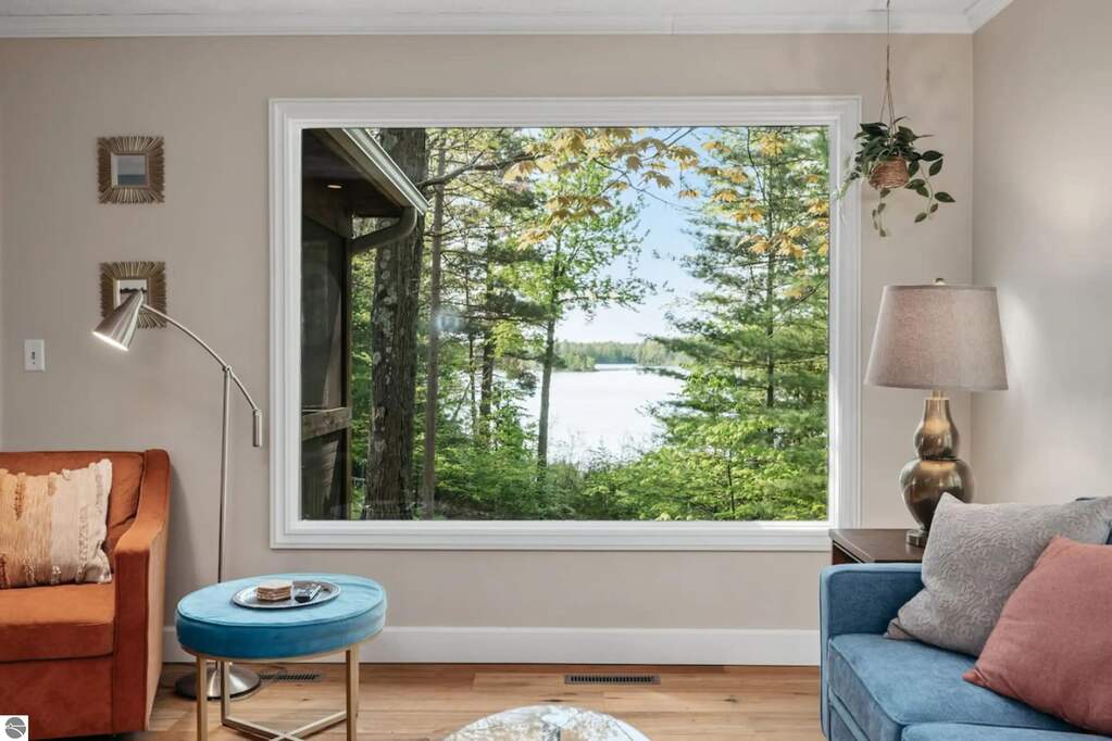 600 Bass Lake Road, Traverse City, MI 49685 | MLS# 1941563 ...