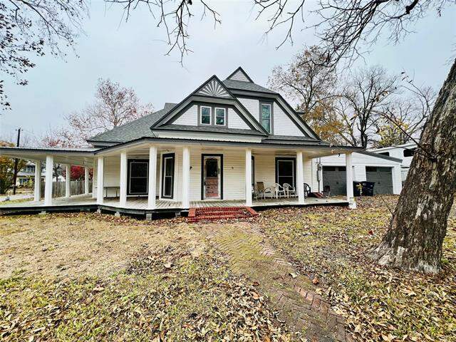 301 E Santa Fe Street, Farmersville, TX 75442 | MLS# 20219923 ...