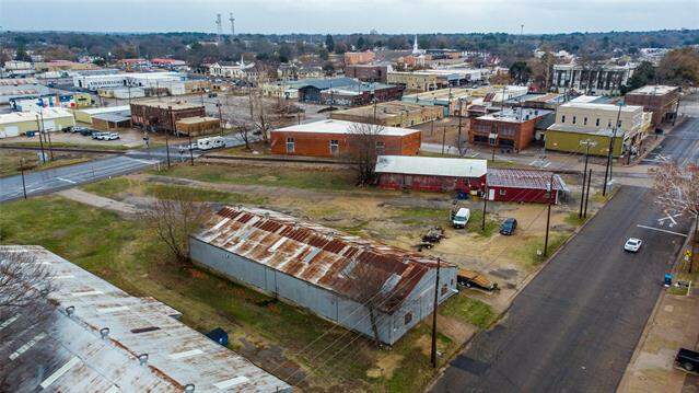 302 N Prairieville Street, Athens, TX 75751 | MLS# 20243314 ...